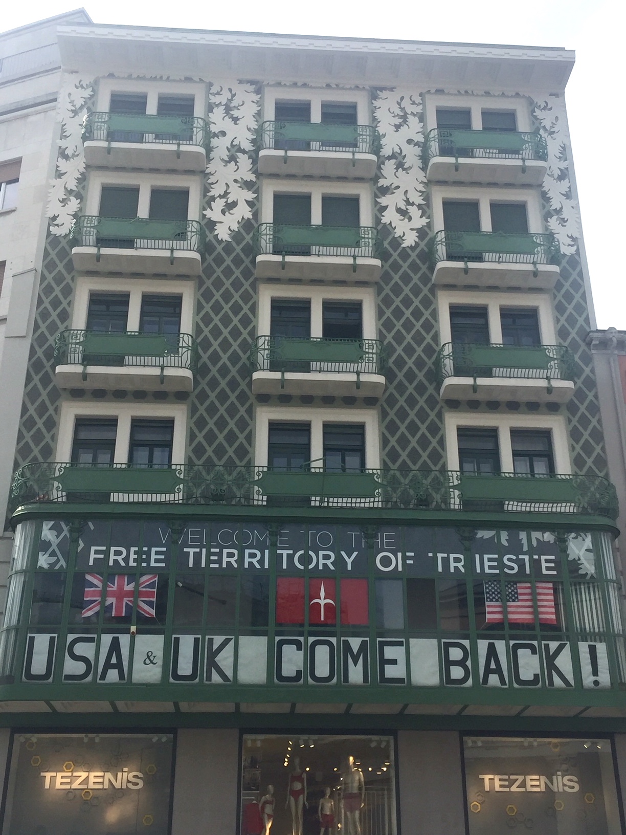 From a Kosher Restaurant to Independentists' Headquarters: Casa Bartoli ...