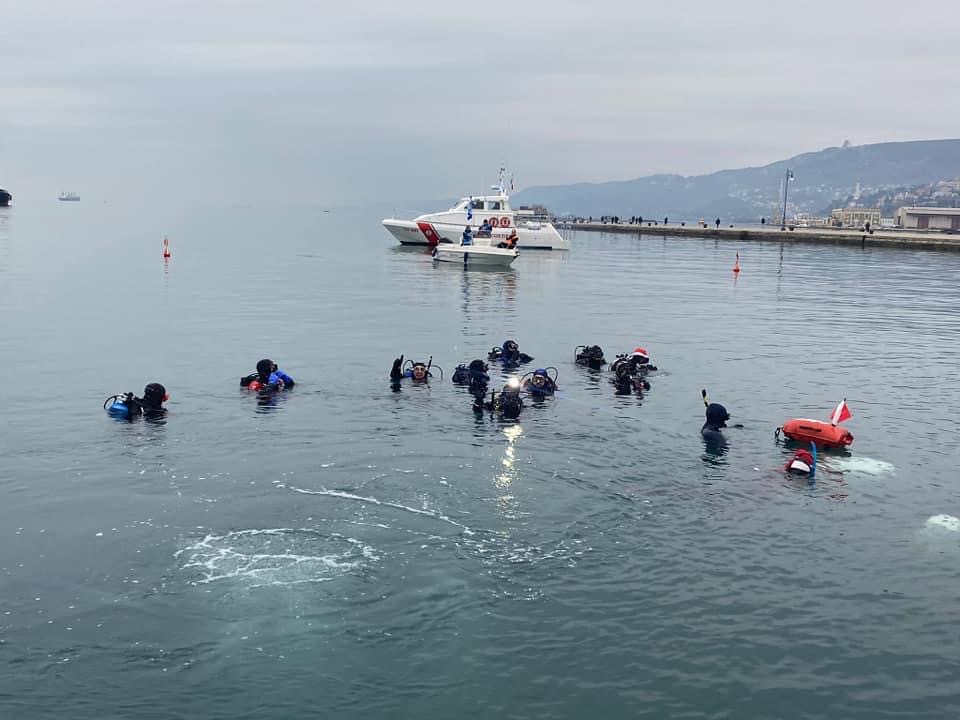 Dive Into Tradition: Trieste's 47th Christmas Underwater Extravaganza ...