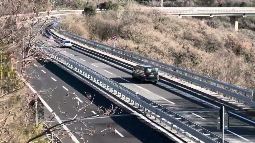 Traffic Pressures Mount at Fernetti Border Crossing as Slovenia Closes ...