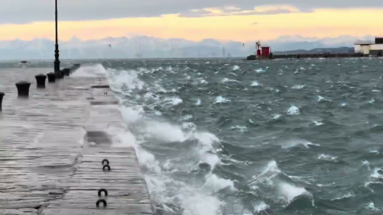 Fierce Bora Winds Lash Trieste, With Gusts Expected to Hit 100 km/h ...